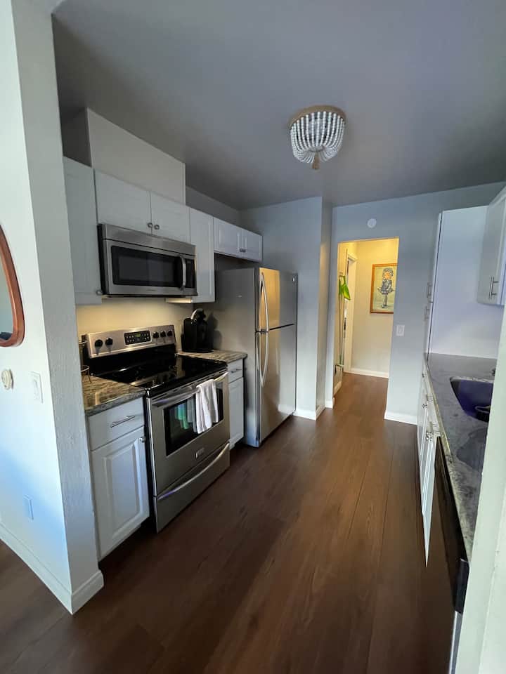 Newly Remodeled Rancho Bernardo Townhome - Poway, CA