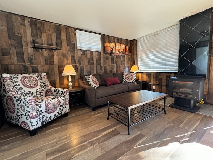 Capitol City Home - Cheyenne, WY