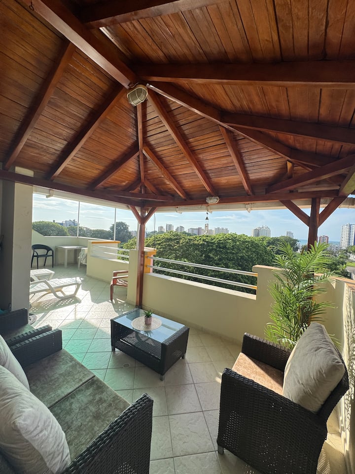 Hermoso Penthouse  En Tonsupa - Atacames