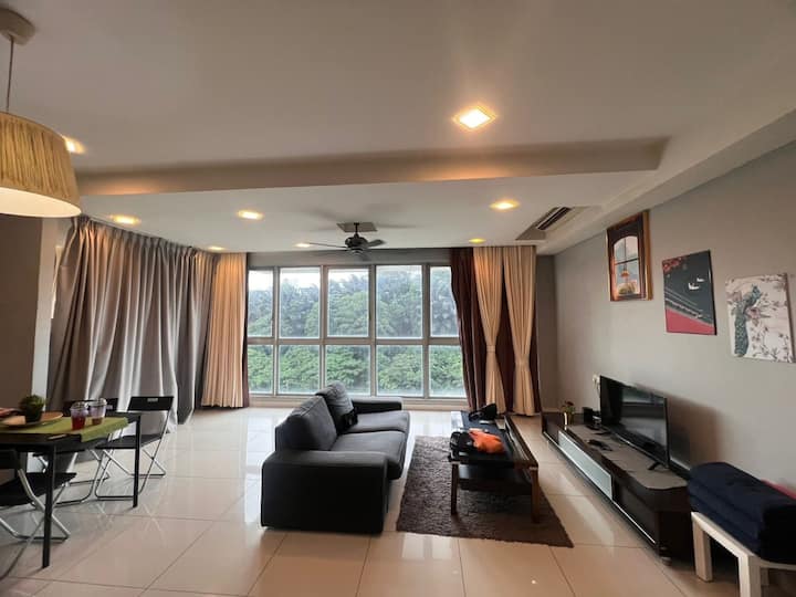 Kl Cosy Homestay @ Regalia 完美之旅 2 (S) - Kuala Lumpur