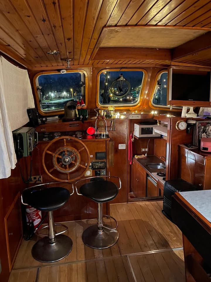 Bateau à Quai, Centre-ville De Nantes - Nantes