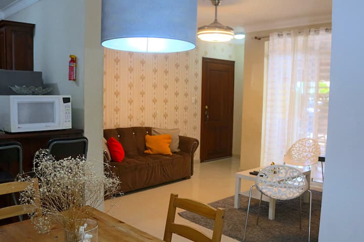 1c Your Safe And Central Home In Dr - Santo Domingo