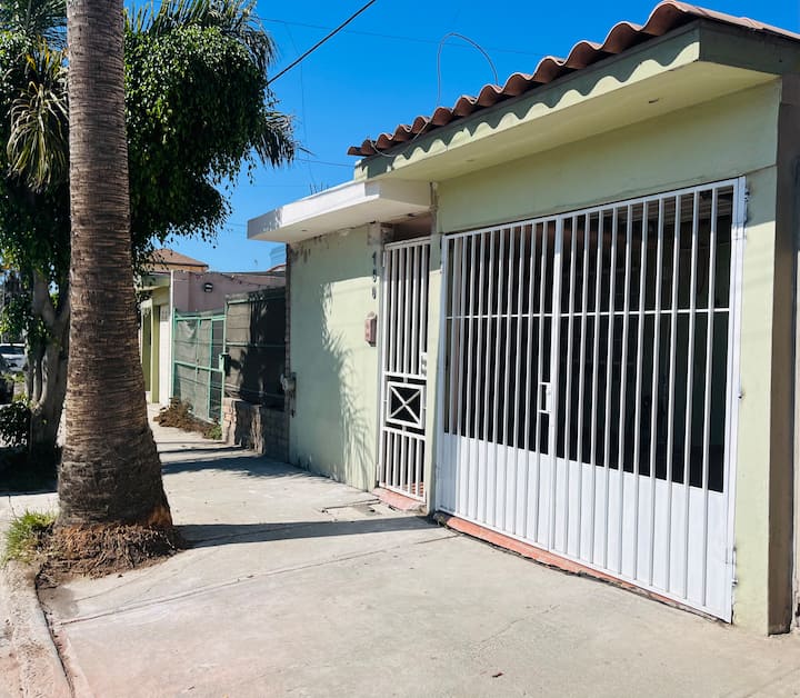 Casa Vista Hermosa (Libre De Humo) - Ensenada