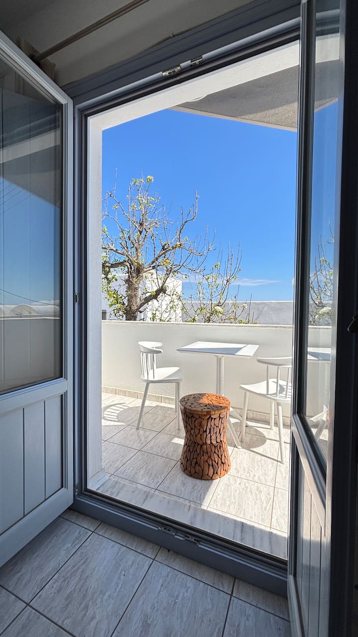 Elkaza Junior Villa Semi Ocean View - Santorin