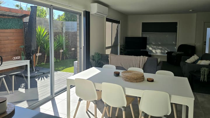 Townhouse 100mtrs From The Beach - Safety Beach