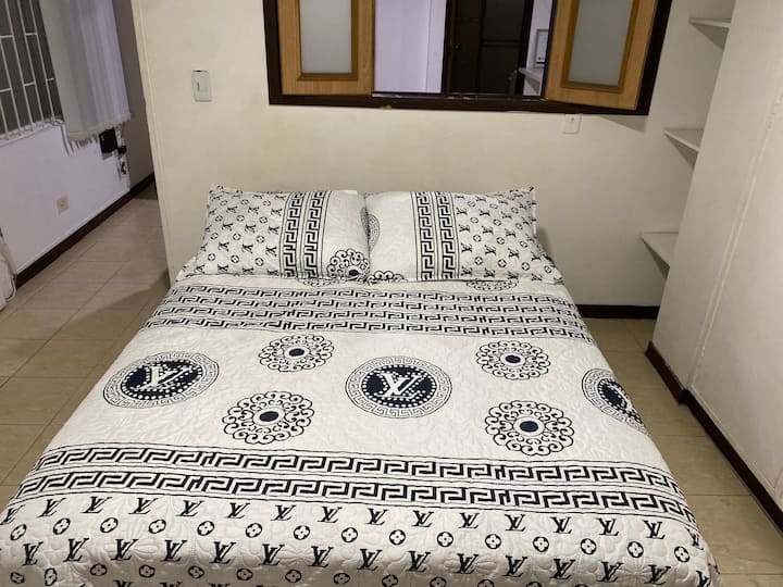Apto En Zona Rosa Cómodo, Ideal Pareja. Economico - Manizales