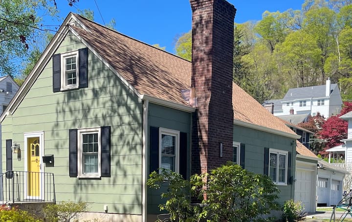 Charming 3br Walk To Town & Train - Hawthorne, NY