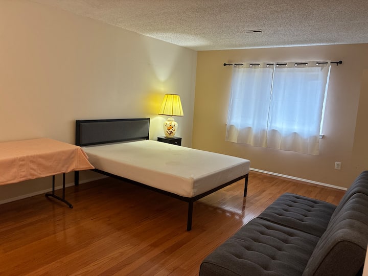 Brand-new Renovated Large Mbr/private Ba, Edison - Edison, NJ