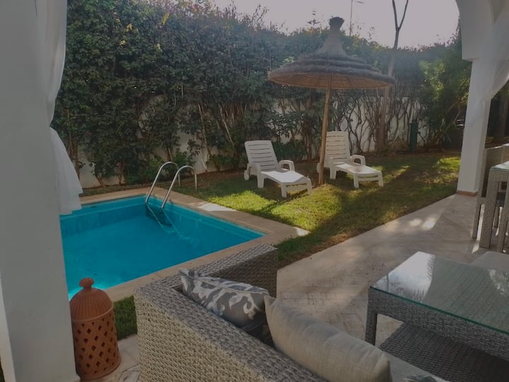 Sunny Moroccan Villa • Private Pool • Near Beach - Casablanca