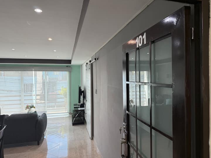 Depto #101 "Frente Al Aeropuerto" - Ciudad de México