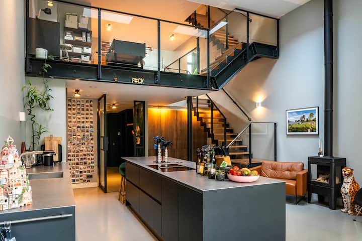 Beautiful And Spacious Family House (220 M2) - Amsterdam