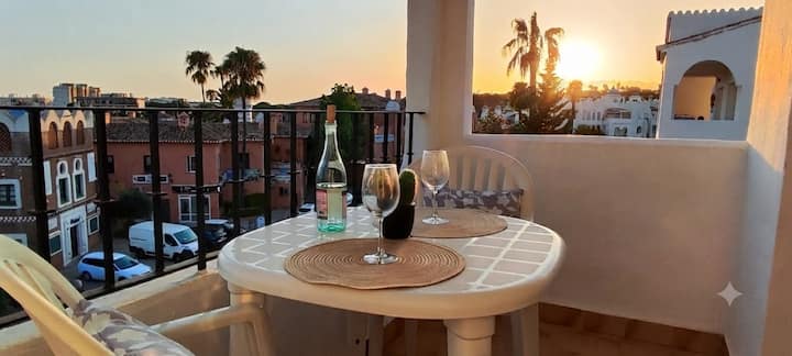 Penthouse: Terrace, Pool & Sea, 3 Min To The Beach - Calahonda