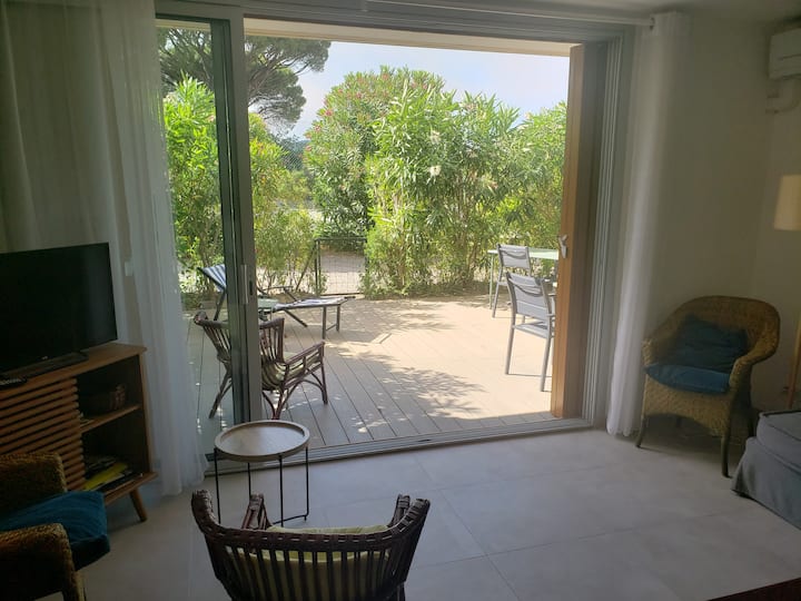 Rez-de-jardin à 100m De La Plage - Saint-Tropez