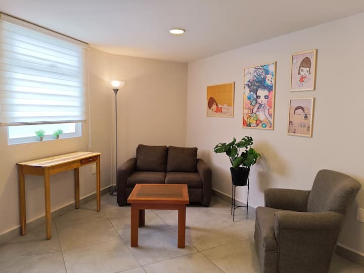 Casa De Dos Pisos Y Dos Recámaras - Pachuca