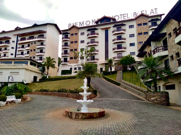 Flat Panorâmico! Visual Lindo, Vista Para Montanha - Serra Negra