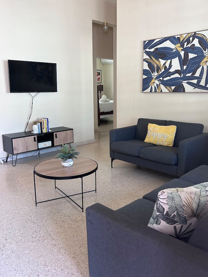 Casa Viña- Entire Home Three Bedroom Two Bath - Aguada