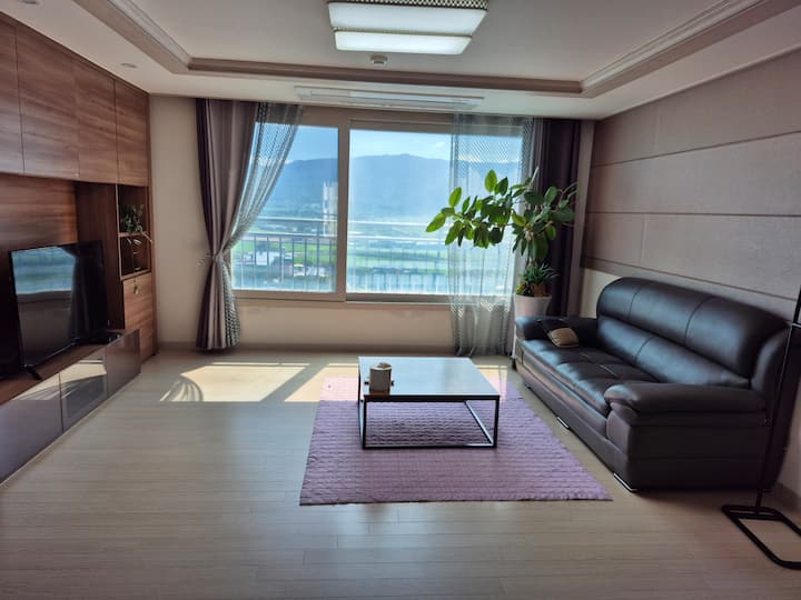 경주 The Zoom (한 Zoom) - Gyeongju-si