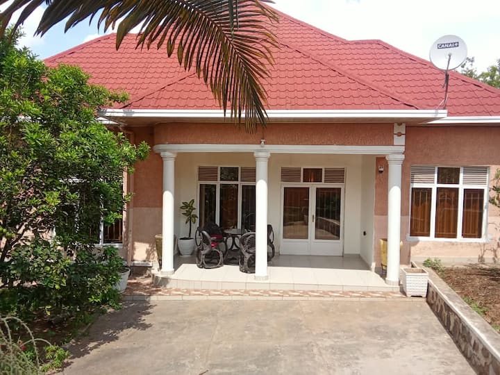 Sunset View Home, Kigali City, Nyagatovu-remera - Kigali