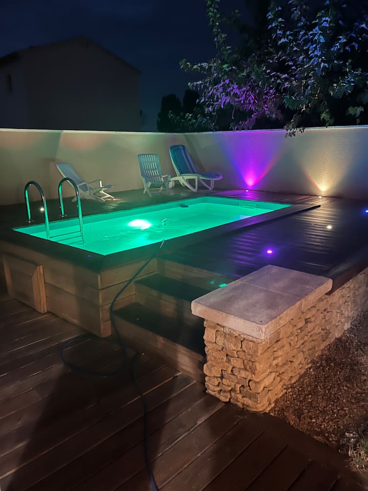 Location «&nbsp;Le Zen&nbsp;» Piscine, Jacuzzi ,Pool House. - L'Isle-sur-la-Sorgue