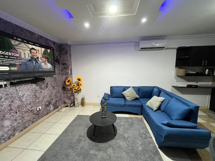 Jb Suites
Acogedor Departamento Bomboli Shopping - Santo Domingo