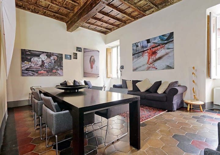 Monti Charm: Private Patio - Steps To Colosseum - Rome