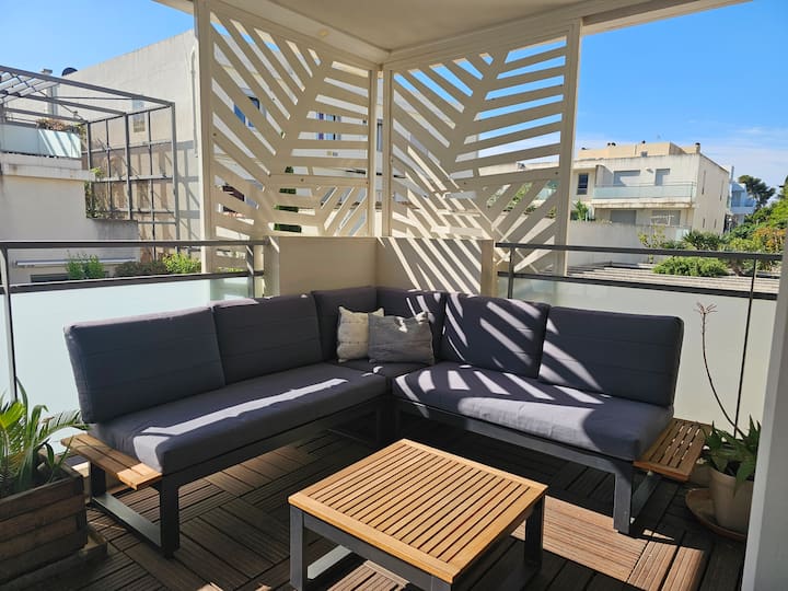 Cote Plage, Superbe Terrasse à 2 Pas De La Mer - La Ciotat