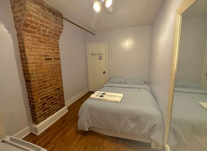 Rustic Charm Room Near Manhattan Short/long Term! - New Jersey