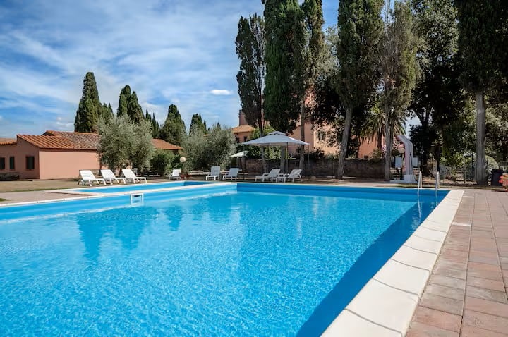Girasoli - Agriturismo Con Piscina, Campiglia - Follonica