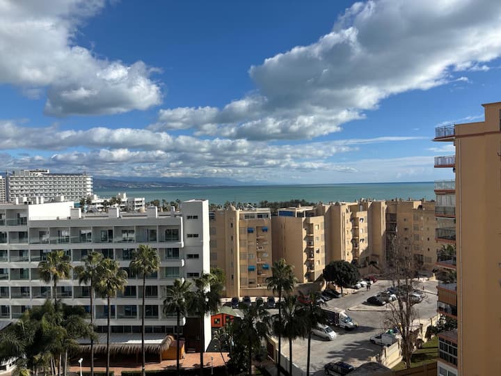 Junto Al Mar - Torremolinos
