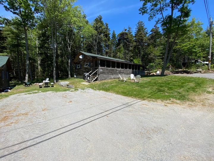 Sherwood Forest Cabin #3 - Round Pond, ME