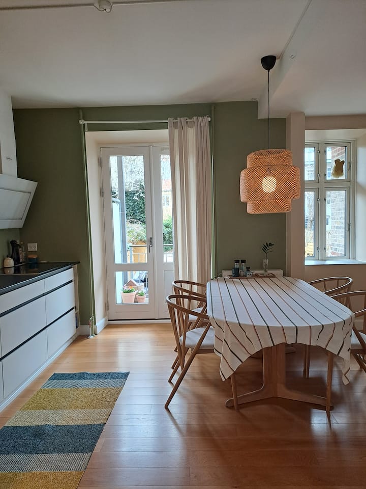 Tæt På Skov Og Strand, Centralt I Aarhus - Aarhus