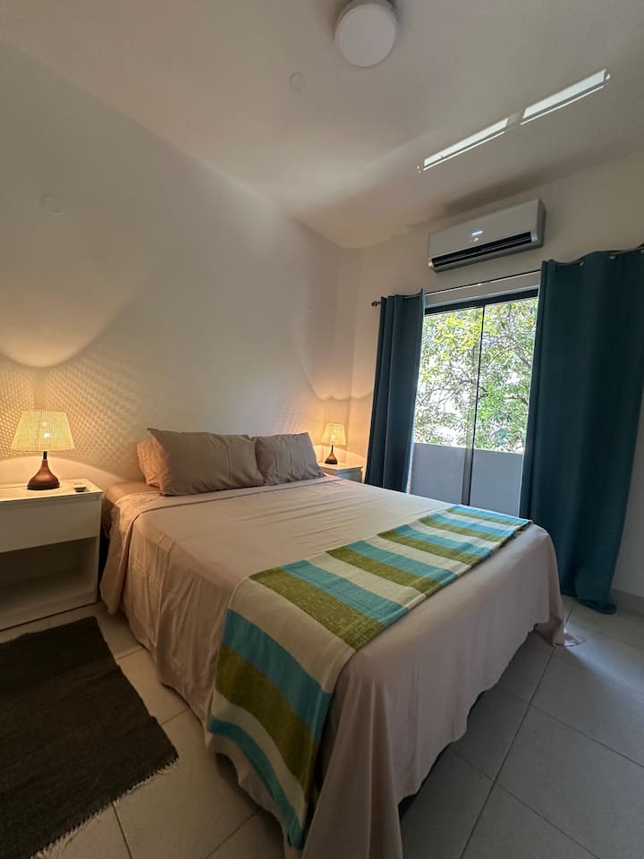 Departamento Amoblado En Barrio Los Laureles 1 - Asunción