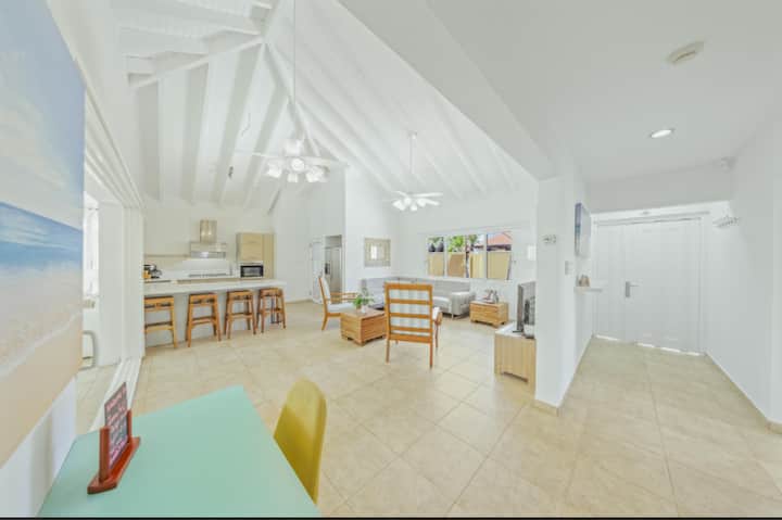 New Island Beach Living*5min>marriot*4 Br Villa* - Aruba