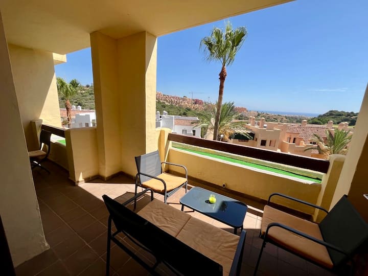 Duquesa Village 9.30 - Manilva