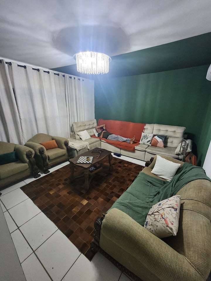 Quarto New York • Casa Charmosa • Viagem Criativa! - Marília