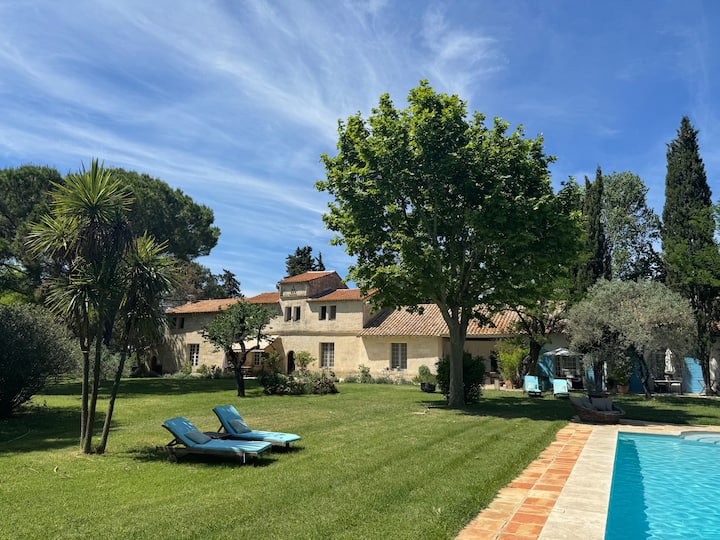 Deluxe Maisonette At Mas Antonine, Grenouille - Arlés