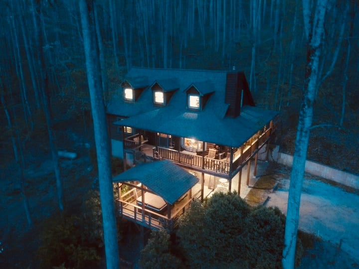 Hot Tub/borders Nantahala National Forest - Dillard, GA