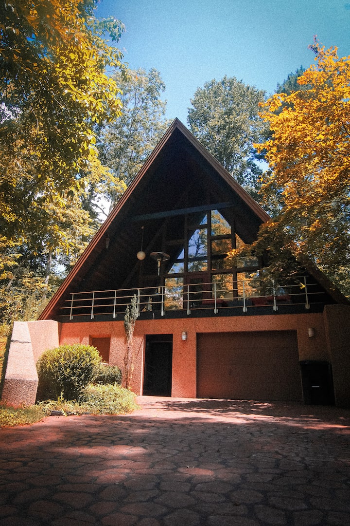 Treehouse / A-frame With Fire Pit - Mountain Home, NC