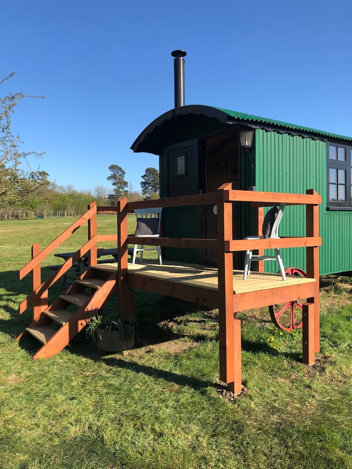 The Willow Shepherd's Hut - Blatchbridge Farm - Frome