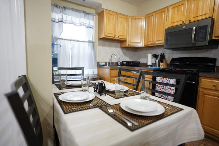 High Rise Near Time Square, W/ Fast Wifi - Weehawken, NJ