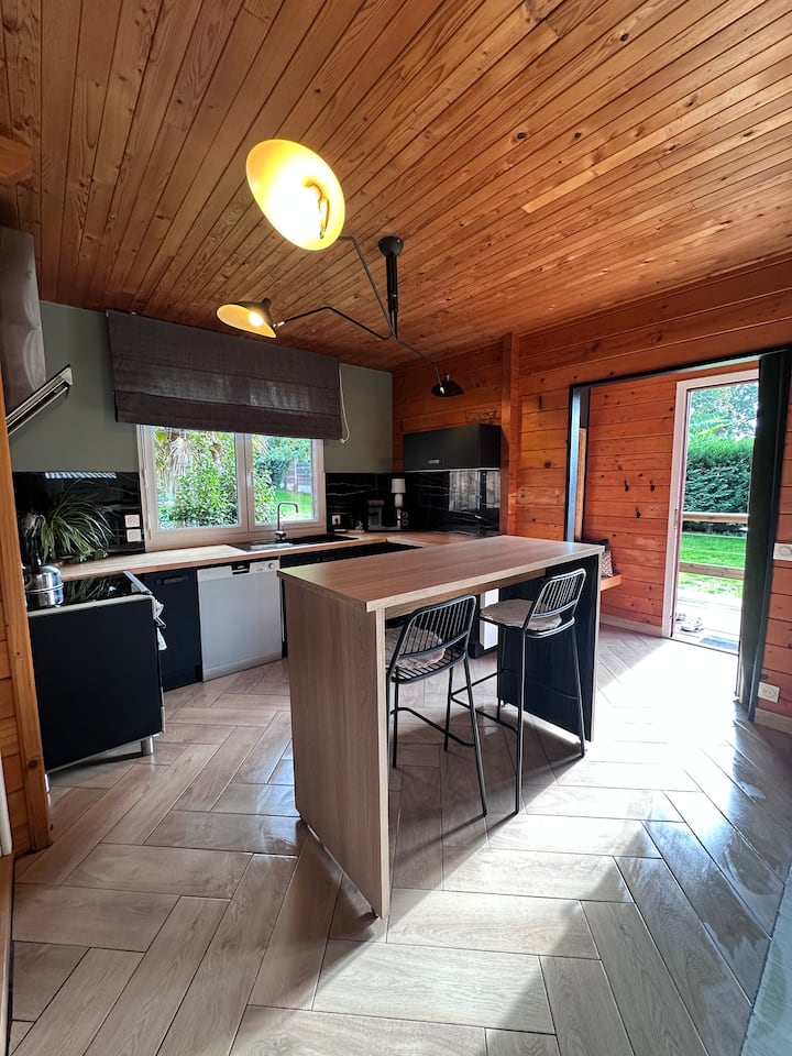 Charmant Chalet En Bois, Proche Mt St Michel - Pontorson