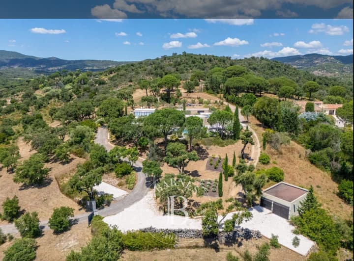 Propriété D'exception, Le Gecko - Sainte-Maxime