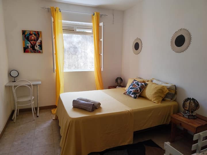 Mendes Guesthouse: Double Room (2 Adults+bb) - Praia