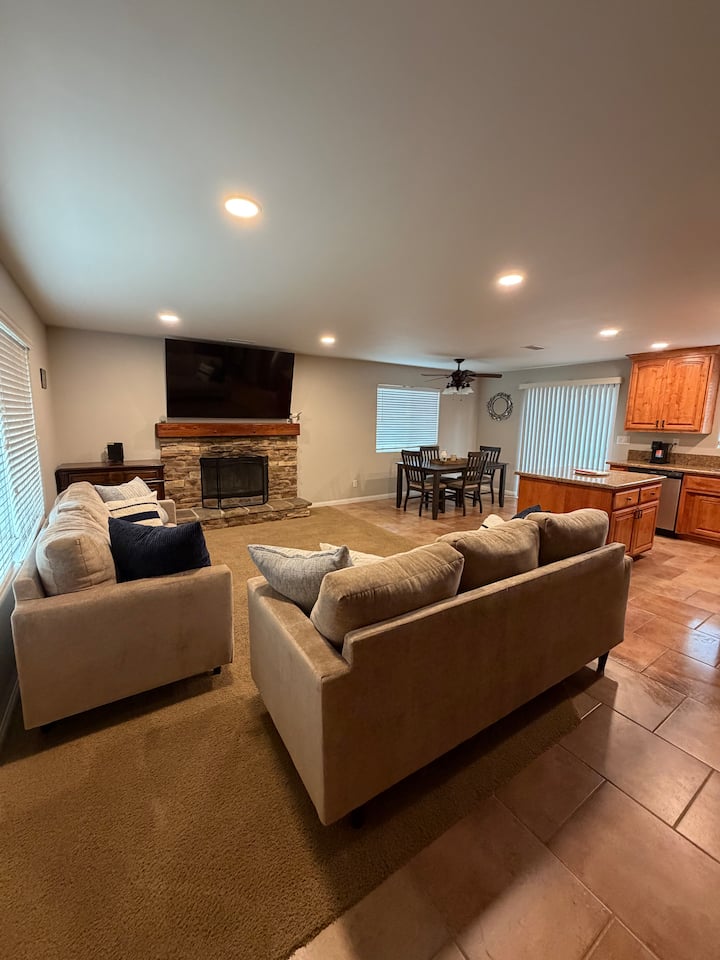 Temecula Wine Country  Home - Temecula, CA