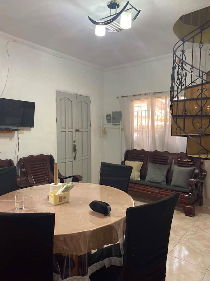 Victoria’s Guest House 1 - Sagbayan