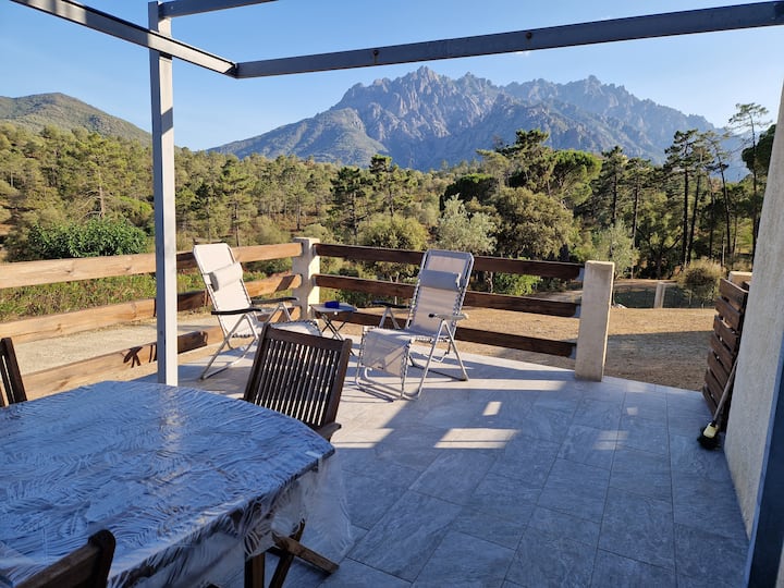 Centre Corse, Moltifao, Entre Mer Et Montagne - Corsica