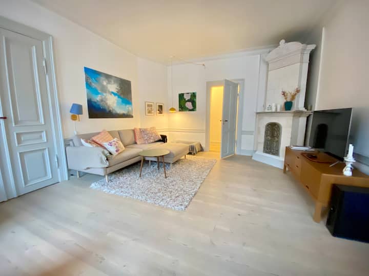 Beautiful, Big, Centrally Located - Copenhague