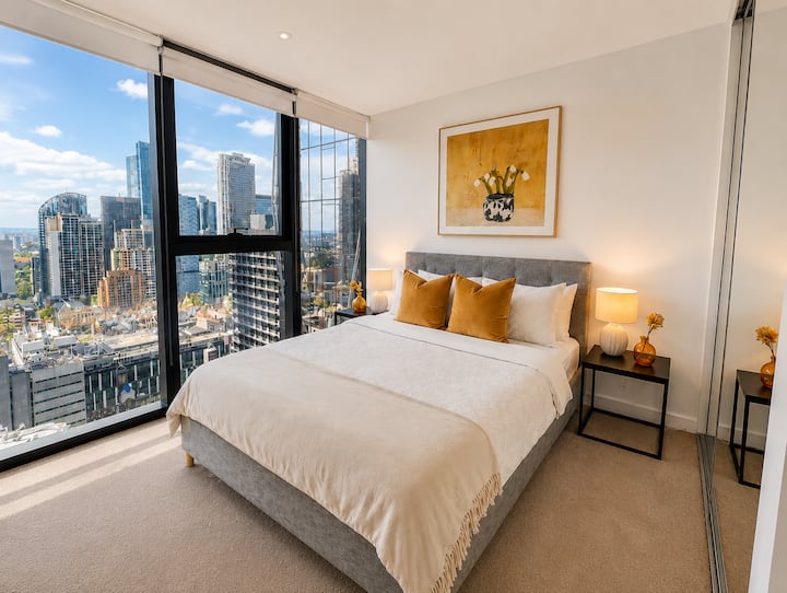 Sky High Views Near Elizabeth St, Free Parking - Melbourne
