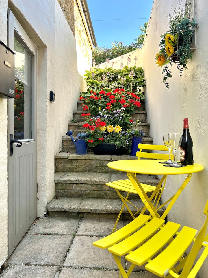 Self Contained Studio Flat Nr Wantage. - 완티지