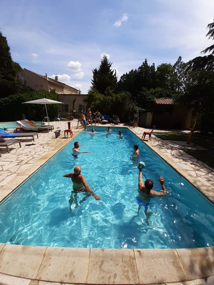 Vacances En Provence Terrasses Et Piscine, >7 Pers - Monteux